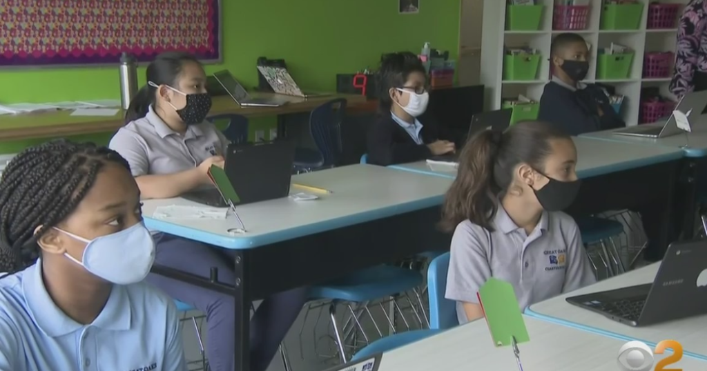 CDC: Schools Can Safely Reopen If Precautions In Place - CBS New York