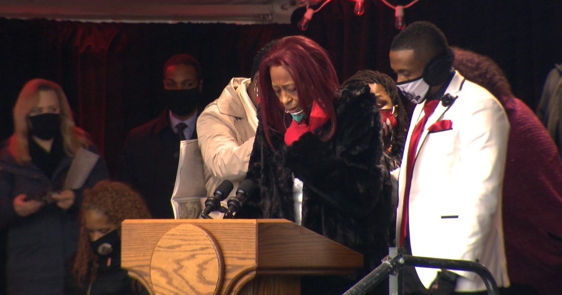 Family, Friends Mourn At Funeral For Dwain Williams, Retired CFD ...