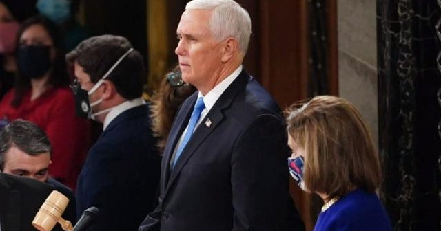 Legal scholar on the implications of invoking the 25th Amendment - CBS News