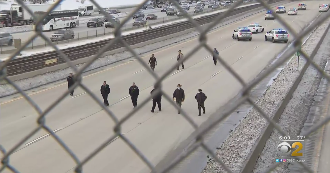 Person Shot, Wounded On Dan Ryan Expressway Near 43rd Street - CBS Chicago