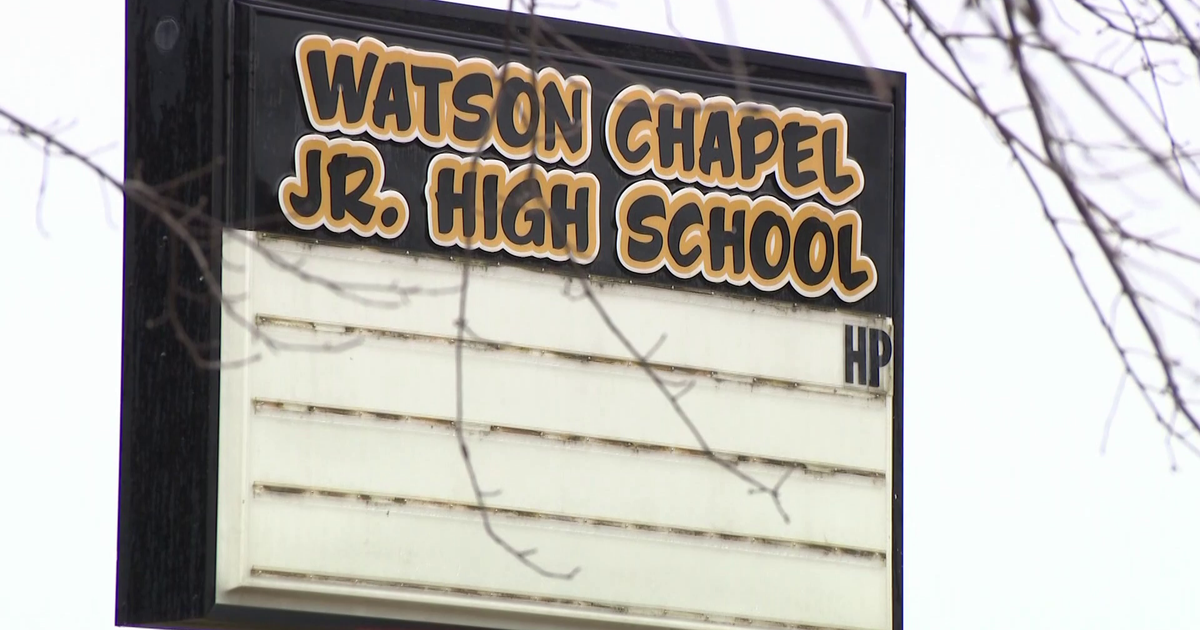 Teen shot by classmate in Arkansas junior high school has died - CBS News