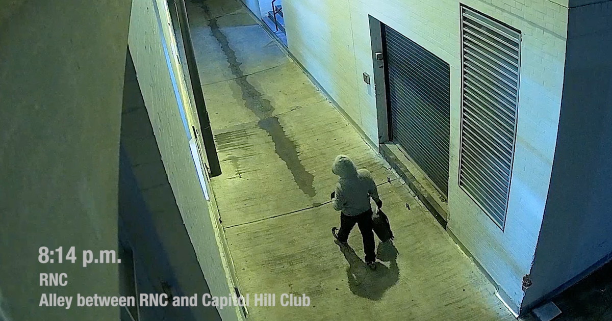 FBI releases new video of suspected pipe bomber walking near RNC and ...