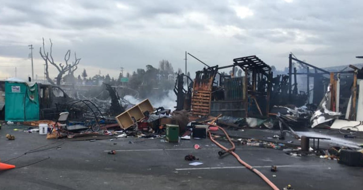 Update: Homeless Encampment RVs Ablaze; Large Smoke Plume Towering Over ...