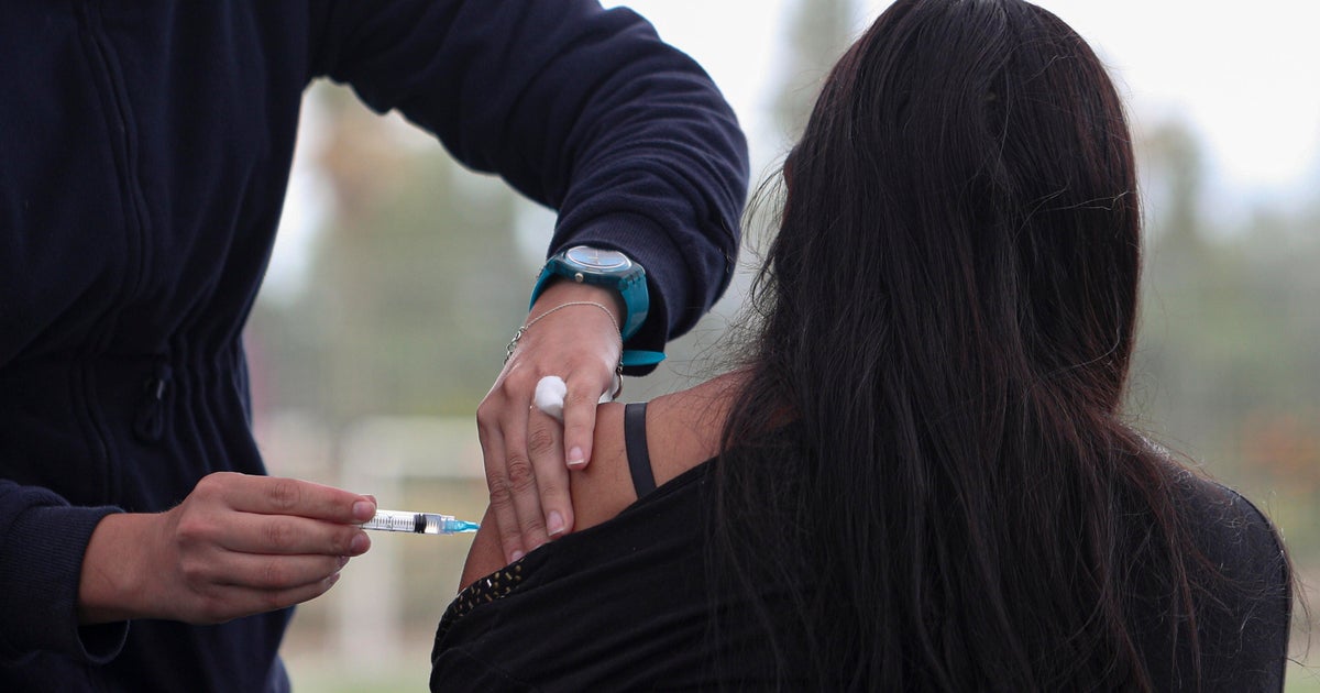 Can vaccines help long-haul COVID-19 sufferers? - CBS News