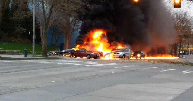 Seattle chopper crash: Eyewitness video from the ground and air - CBS News