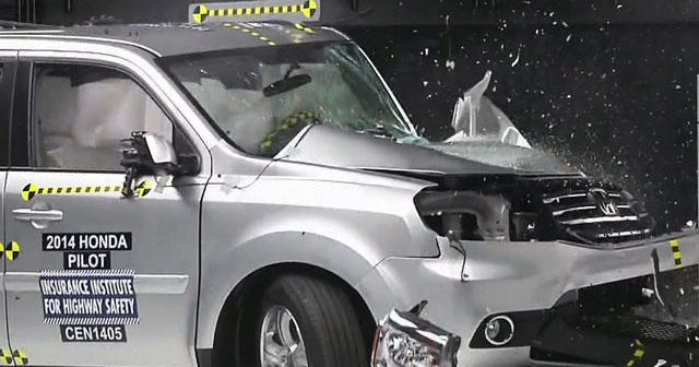 Chevy, GMC and Toyota earn top ratings in crash test - CBS News
