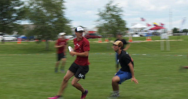 Ultimate Frisbee's U.S. Open kicks off - CBS News