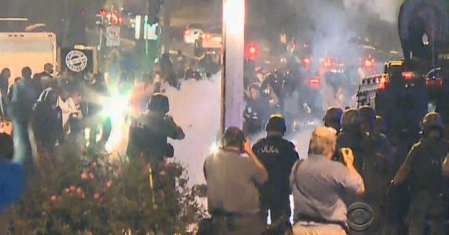 Who's behind the unrest in Ferguson? - CBS News