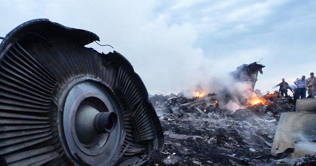 Malaysia Airlines Flight 17 report released - CBS News