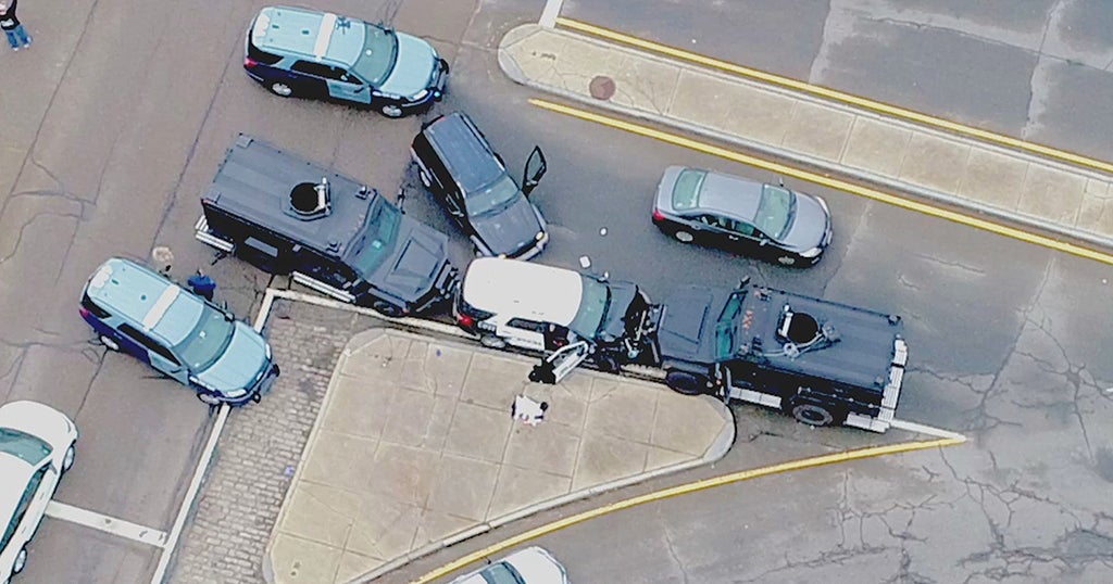 Police Shoot, Kill Armed Robbery Suspect Eric Leach In Stolen Rockland ...