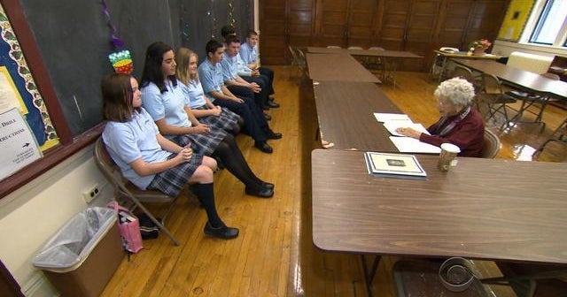 Despite age, 100-year-old math teacher pushes on - CBS News