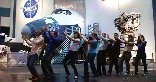 Viral videos - CBS News