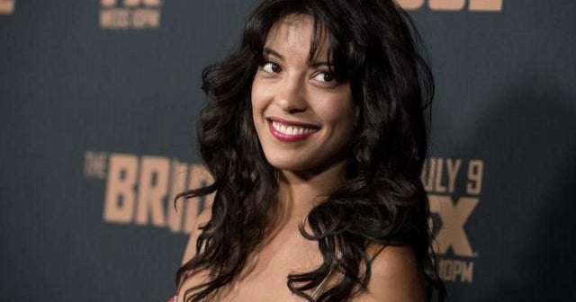 Meet the new Bond girl - CBS News