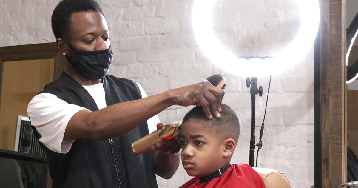 All Eyes On Derek Chauvin Trial In Minneapolis Barbershop, With Kids ...