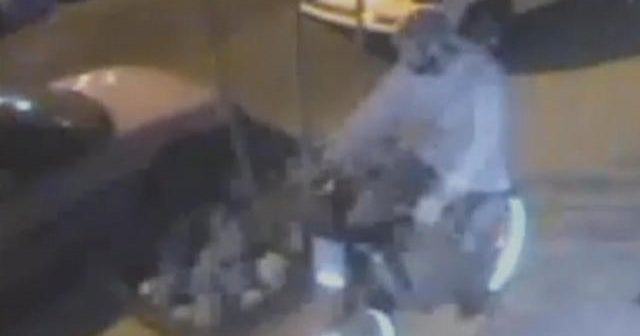 "Bicycle bandit" on robbery spree - CBS News