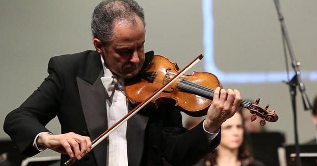 Jewish violinist completes father’s work decades after Nazi injustice ...
