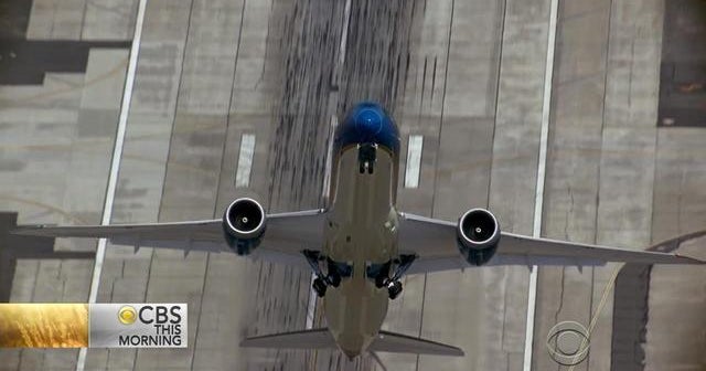 Boeing pilots practice almost-vertical takeoff - CBS News
