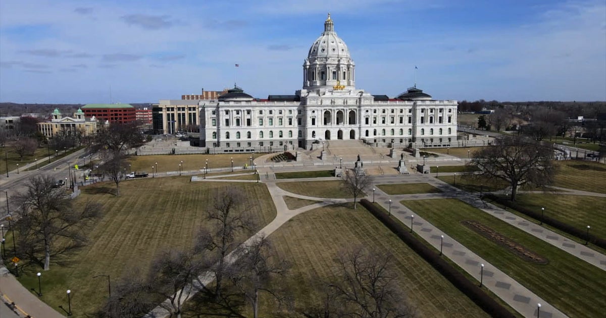 Justice Buses At MN State Capitol Offer Free Legal Help - CBS Minnesota