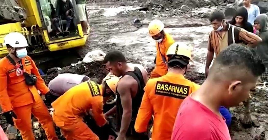 Cyclone kills almost 100 as floods, landslides hit Southeast Asia - CBS ...