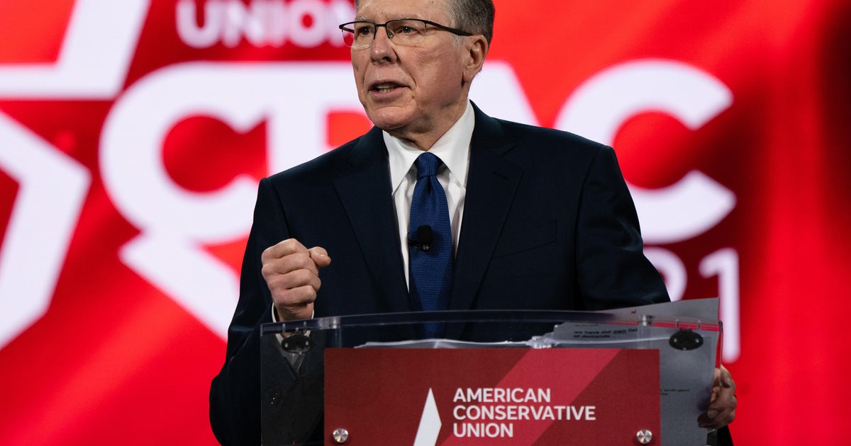 NRA boss says he didn't tell group leaders before bankruptcy - CBS News