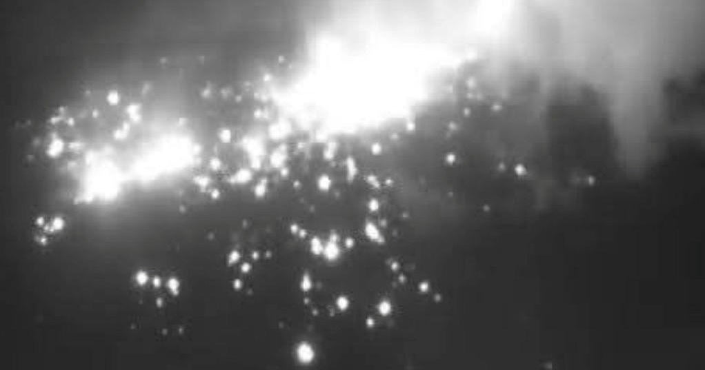 Volcano erupts on Caribbean's St. Vincent as thousands flee danger zone ...