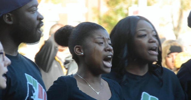 Racist incidents prompt protests at University of Missouri - CBS News