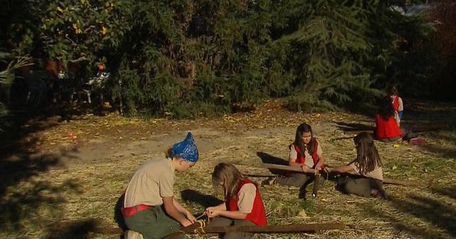 California girls fight for right to join Boy Scouts - CBS News