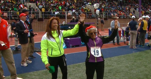 100-year-old runner completes 100-meter dash - CBS News