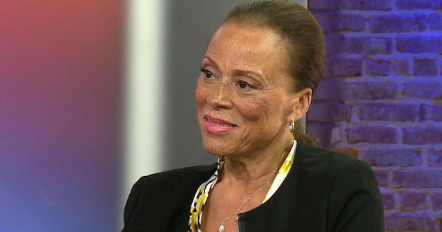 Muhammad Ali's widow starts campaign to promote public service - CBS News