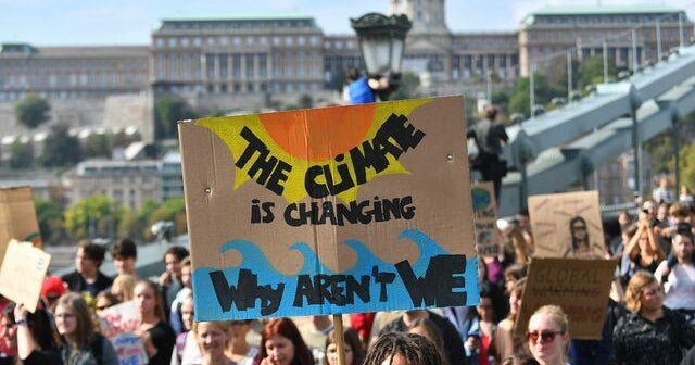 White House hosts virtual climate summit on Earth Day - CBS News