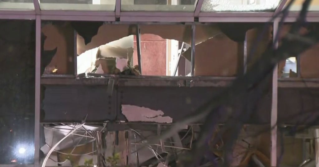 Vehicle Crashes Into Westbury Office Building - CBS New York
