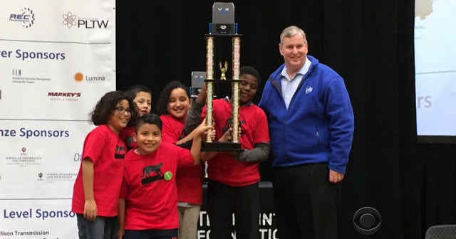 Elementary school robotics team beats the odds - CBS News
