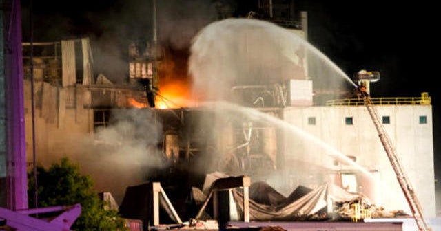 Massive explosion rocks corn milling plant in Wisconsin - CBS News