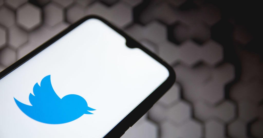 British man arrested for alleged role in July 2020 Twitter hack - CBS News