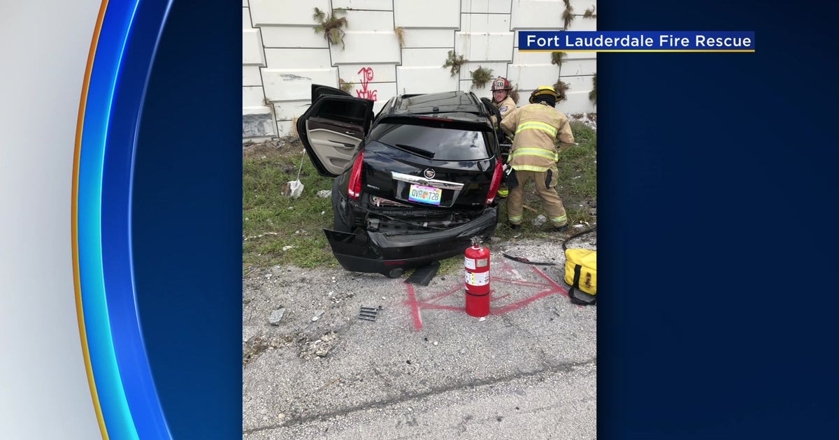 Car Went Off SR 84 Overpass Ramp, Two Men Taken To The Hospital - CBS Miami