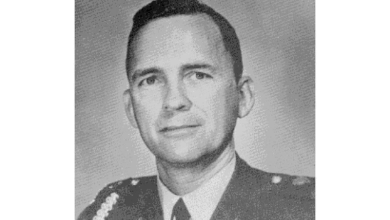 Biden awards Medal of Honor to Korean War veteran Ralph Puckett Jr ...