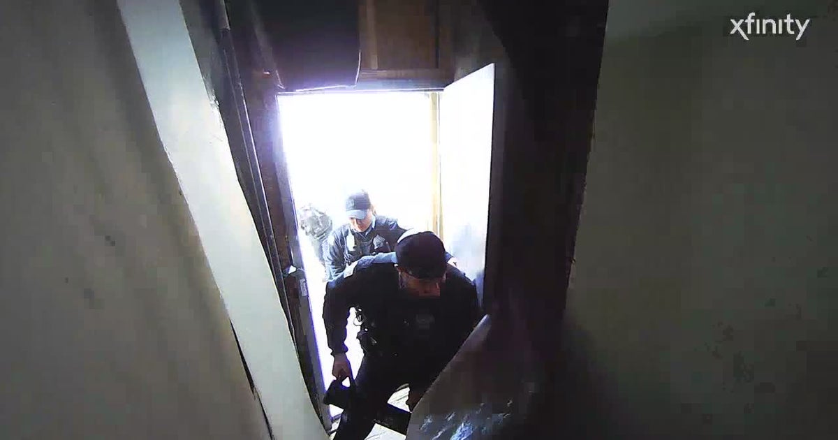 Chicago Police 'Community Safety Team' Accused Of Botched Raid After ...