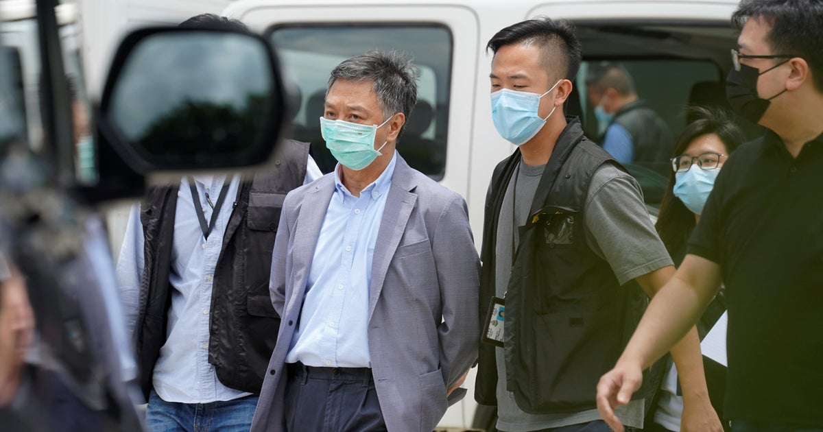 China's crackdown leaves Hong Kong's last pro-democracy newspaper ...