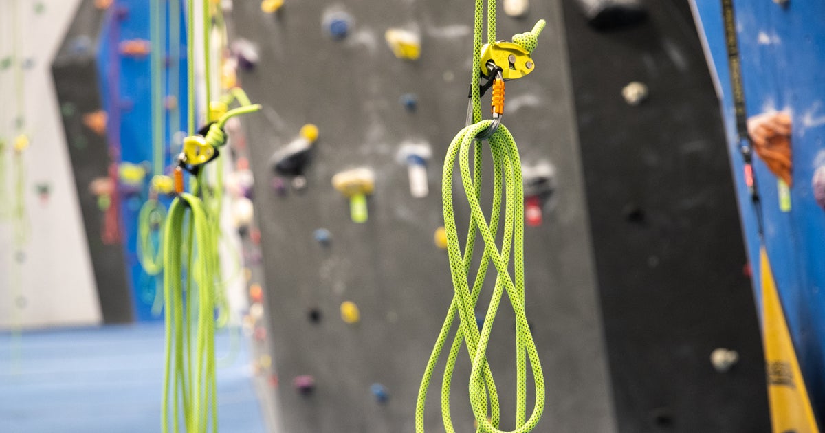 Woman Dies After Falling 40 Feet At Climbing Gym In Fort Collins - CBS ...