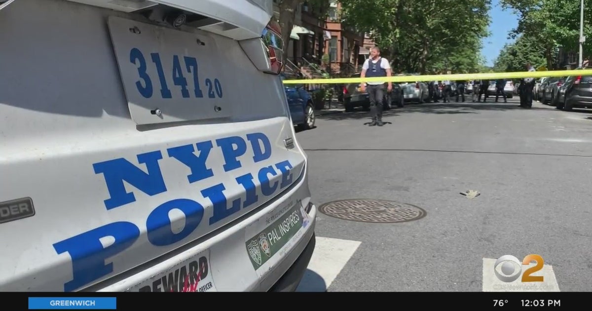 Charges Pending After 15-Year-Old Stabbed To Death In Brooklyn - CBS ...