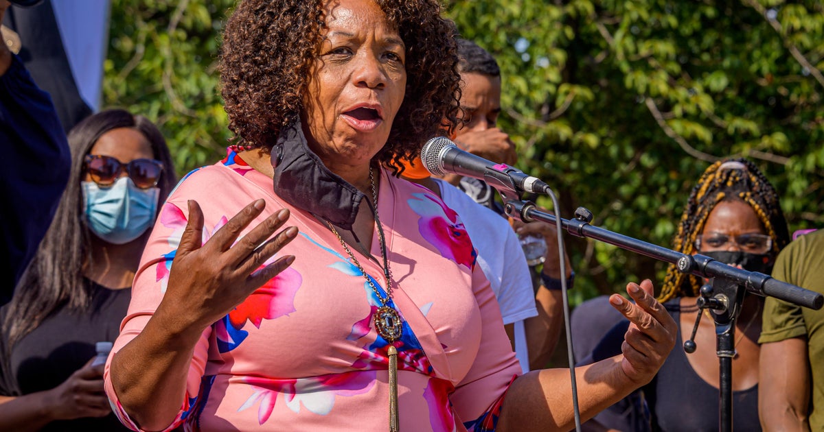"We have to get more justice:" Eric Garner's mother calls for continued ...