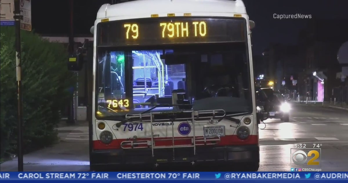 Kids Set Off Fireworks On CTA Bus In South Shore - CBS Chicago