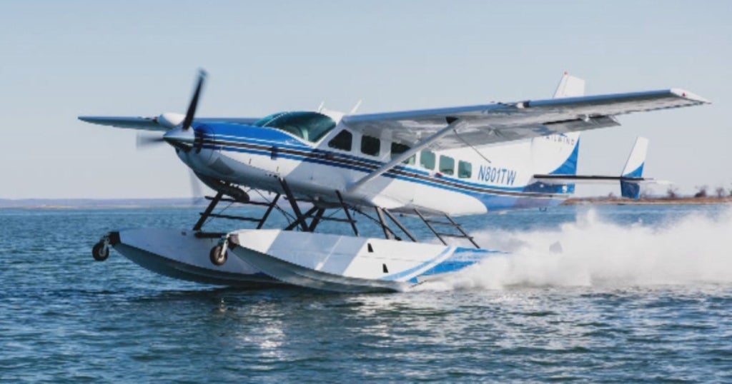 New Seaplane Offers Boston Harbor To Manhattan Service Starting In ...