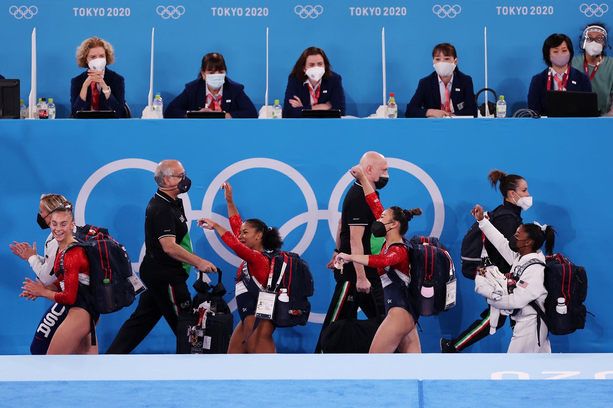How are Olympic judges chosen – and how do we know they're fair? - CBS News