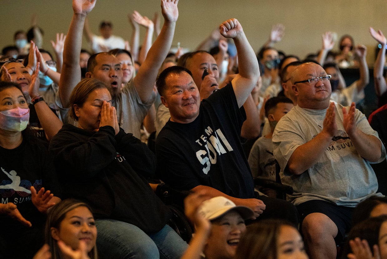 Suni Lee's dad was paralyzed two years ago. Now, he's a model for the ...