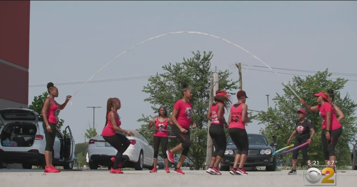 Women Turn Childhood Pastime Into Modern Day Workout With '40+ Double ...