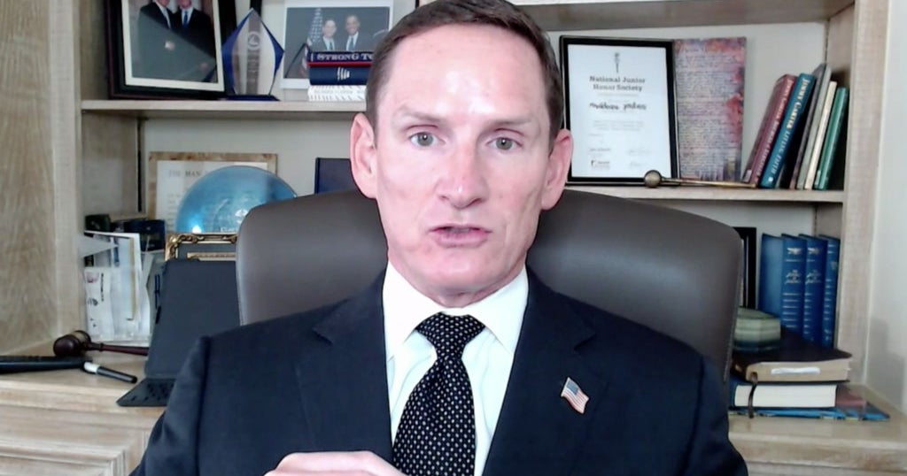 Clay Jenkins wins over Republican Lauren Davis in Dallas County judge ...