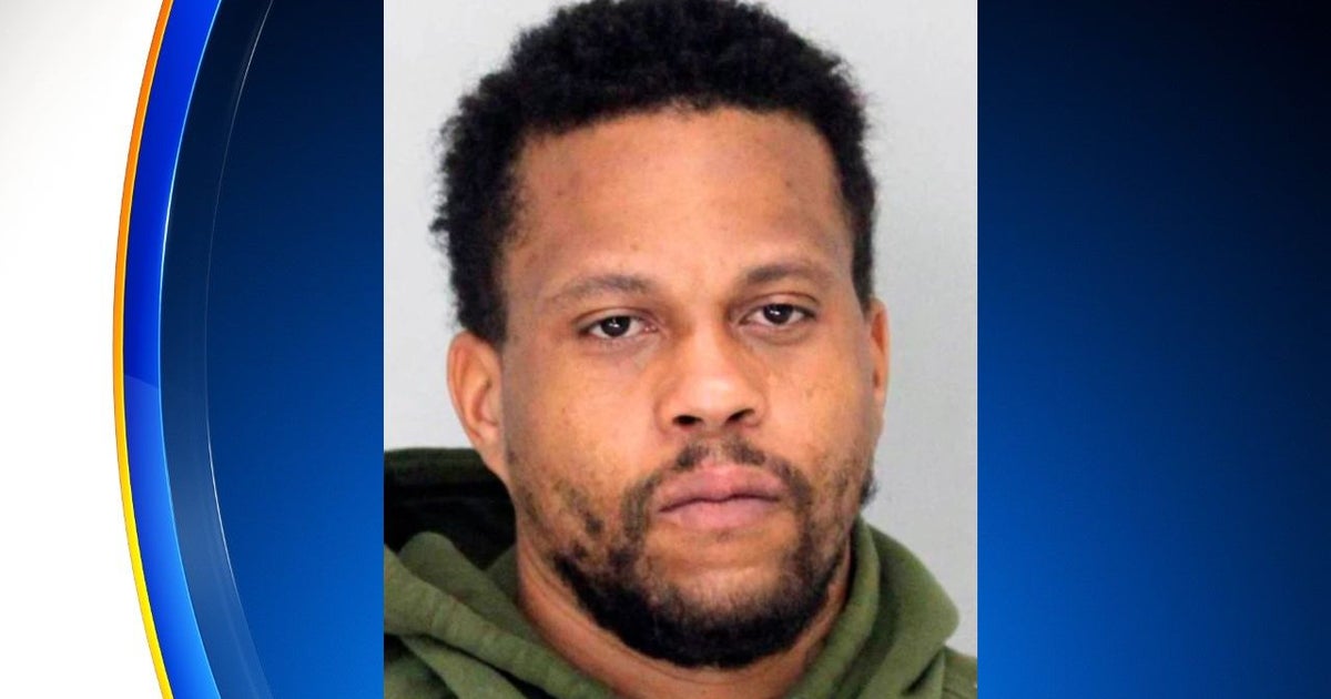 Murder Suspect Jonathan Pitts Released From Dallas Jail After Computer ...