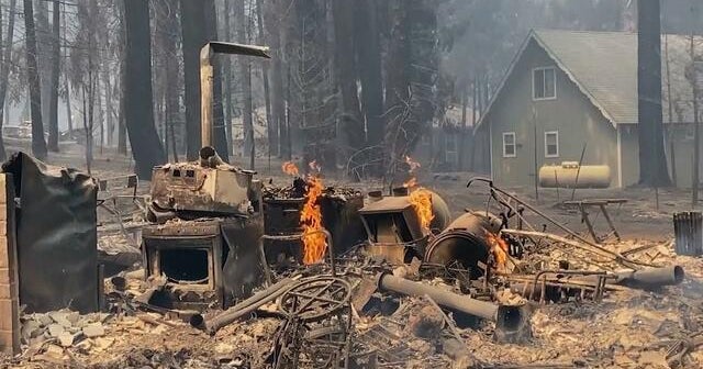 More than a dozen major wildfires burn in California, threatening ...