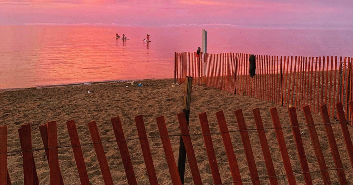 Evanston to begin giving out beach passes on Monday - CBS Chicago